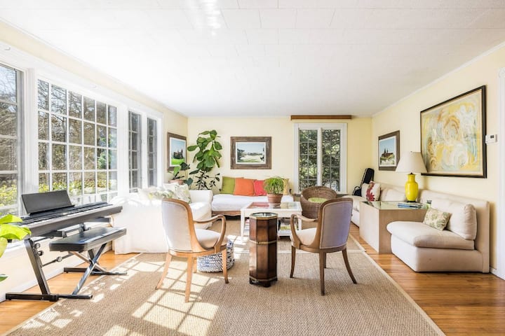 Sag Harbor Summer House Paradise - Sag Harbor, NY
