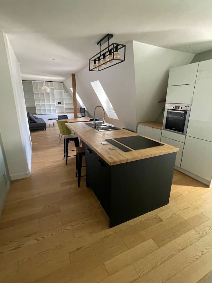 Chic & Comfort 55m2 -Opéra 1 Chambre - Gare Saint-Lazare - Paris