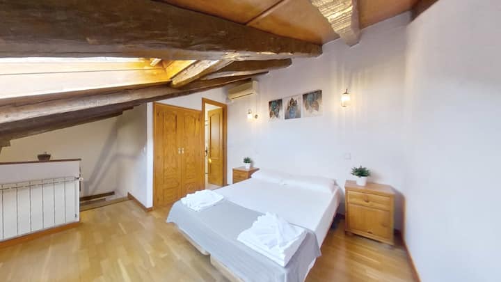 Atico Duplex En Palacio - Centro - Madrid