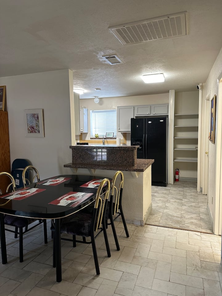W2-full Bath - Stafford, TX