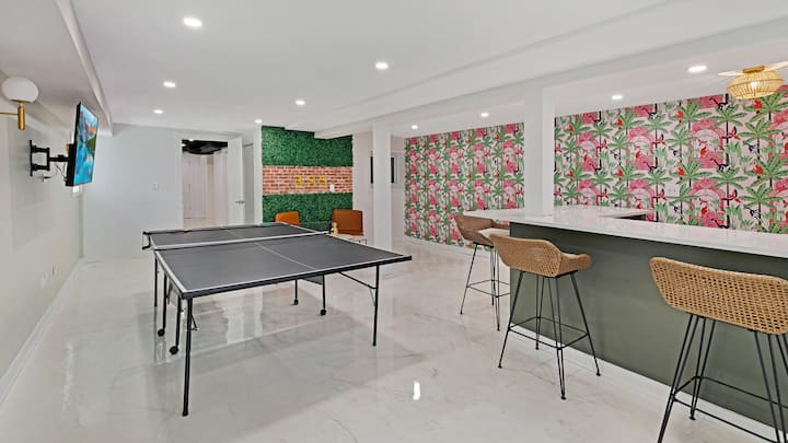 6br Jungle Retreat + Ping Pong, Walk To Wrigley! - Illinois