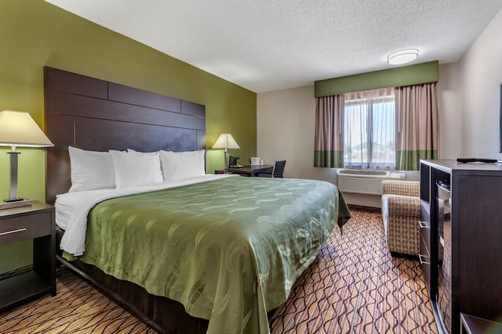 Quality Inn, New London, Wi - Bear Creek, WI