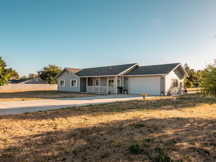 M&a Wine Country Home - San Miguel, CA