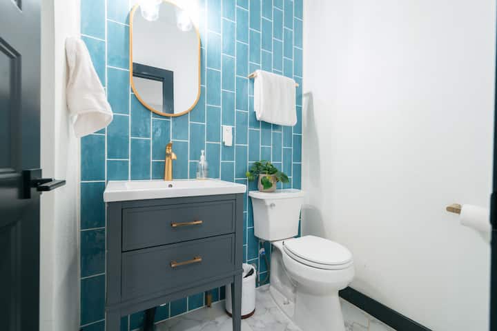 Budget/pet Friendly Light Filled Dtwn Modern Oasis - Wheat Ridge, CO