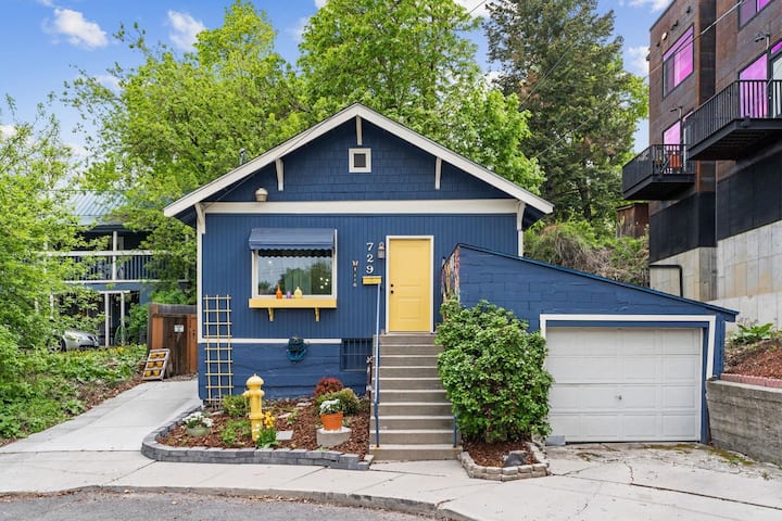 Downtown Retreat-quiet Yet Minutes From Everything - Spokane, WA