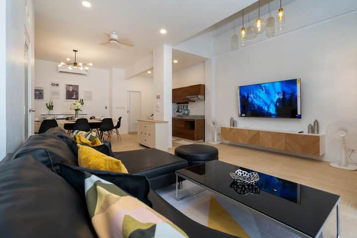 Wink House Patong Walk To Bangla&beach - Patong Beach