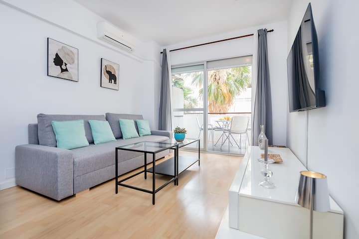 25 Meters From The Beach. - Malaga