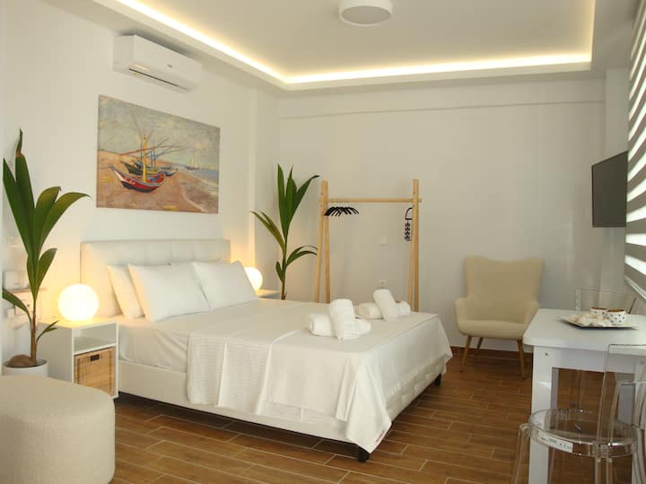 Centre Penthouse With Seaview - Héraklion