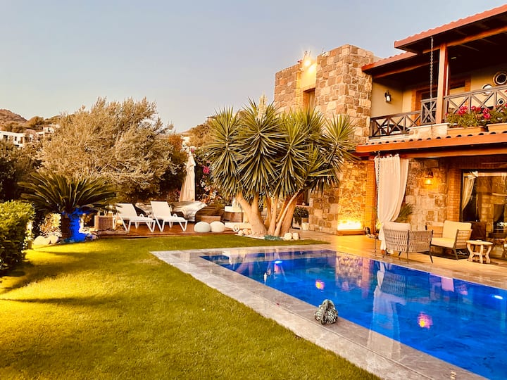 Great View Stone House Private Pool! - Gümüşlük