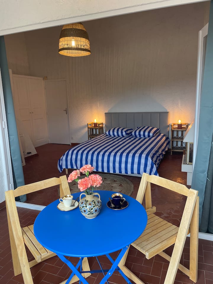 Solemio, Loggia Avec
Aperçu Mer Et Village - Bormes-les-Mimosas