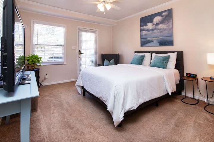 Stunning Studio In Charlotte - Charlotte, NC