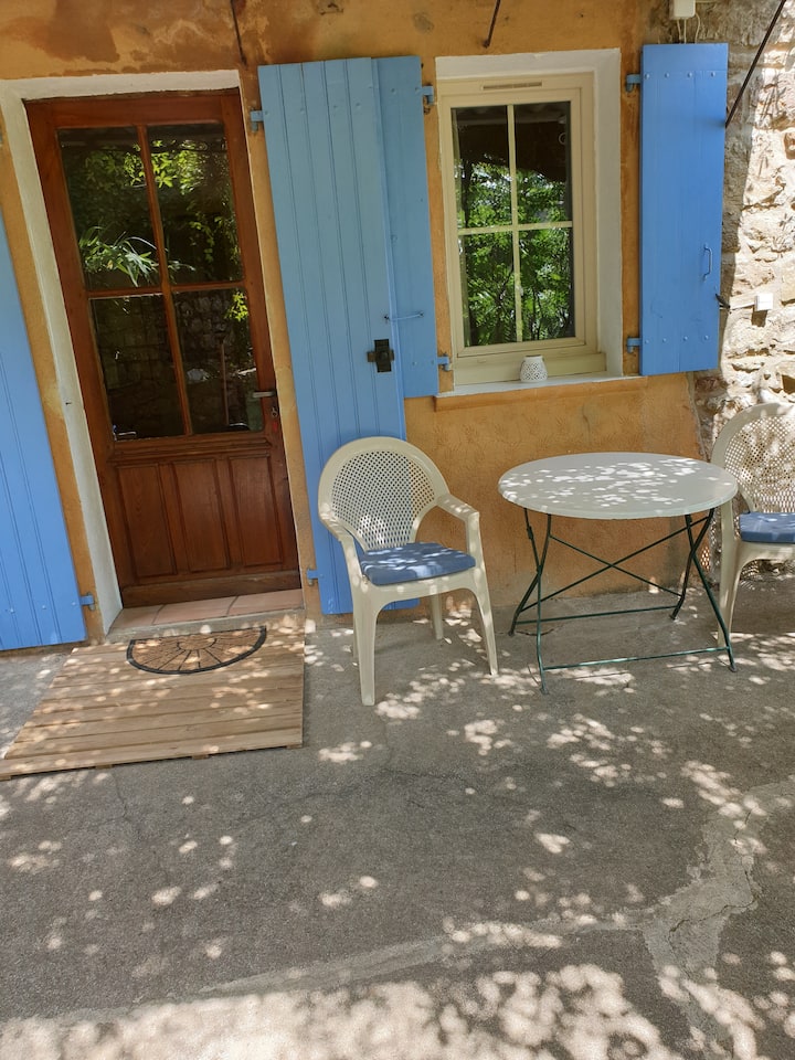 Loue Gîte Pour 2 Personnes. - Les Vans