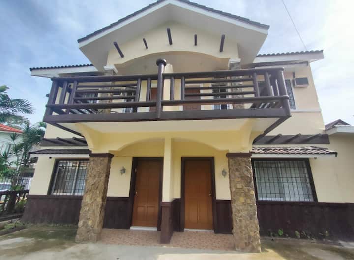 Casa Central Unit 2 - Amadeo