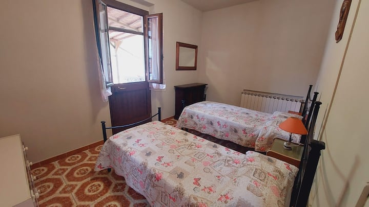 Casa Polda
In Campagna Con Tutti I Comfort. - Cerreto Laghi