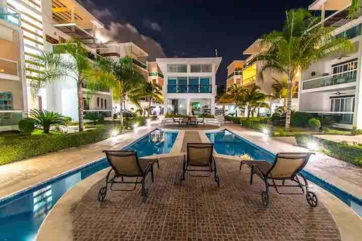 Lujoso Apartamento De Playa Con Piscina - Punta Cana