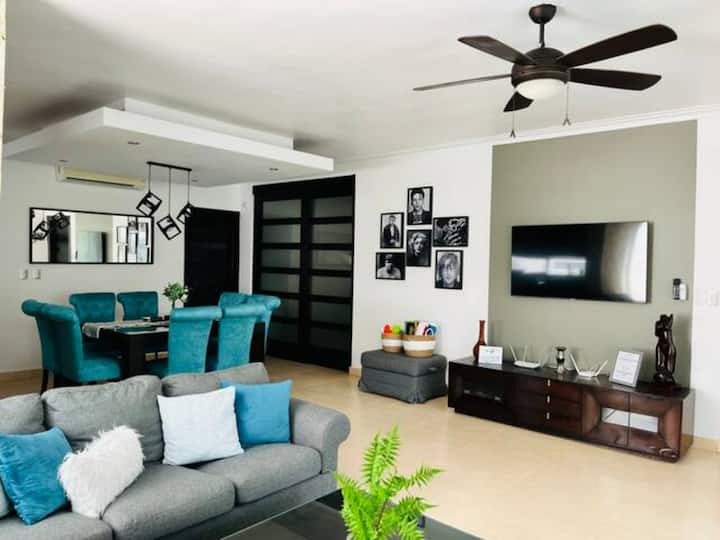Lujoso Apartamento De Playa Con Piscina - Punta Cana