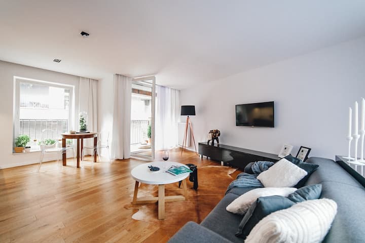 Spacious Flat By The River In Kazimierz/podgorze - Cracovia