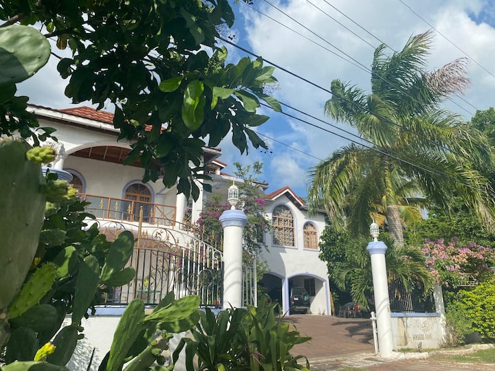 Double Studio W/ Pool - Montego Bay