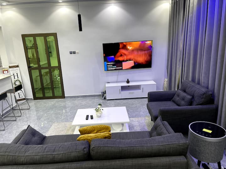 Atlanta  Aka  "Gray Suite" - Cotonou