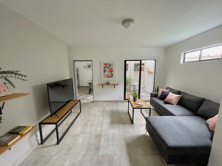 Spacious And Gorgeous Apartment - Medellín