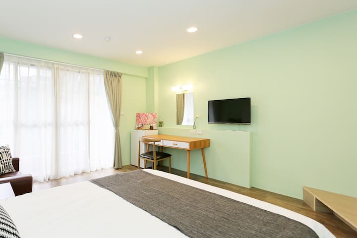 Double Room P1@mrt Center Station(line 1 & Line 3) - 內湖區