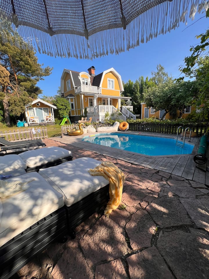 Drömhus För Hela Familjen - Ekerö