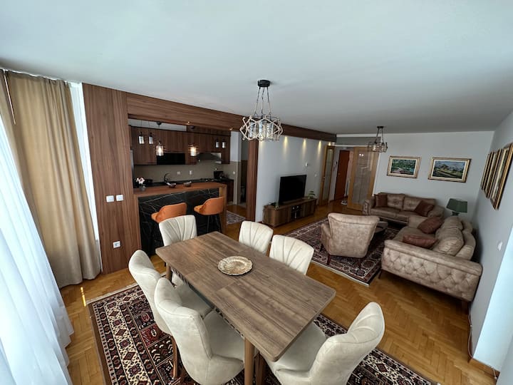 Plaza Condo. Luxury Condominium In City Centre - Sarajevo