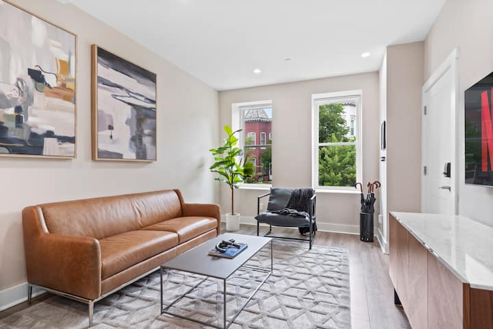 New & Modern Designer Residence - Washington, D.C., DC