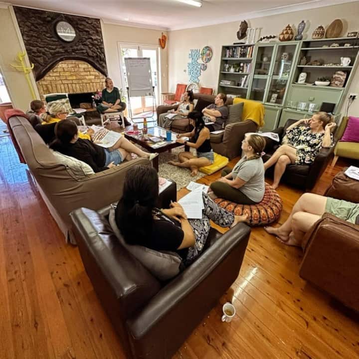 Gindabara   (Place Of Laughter) - MacLeay Island