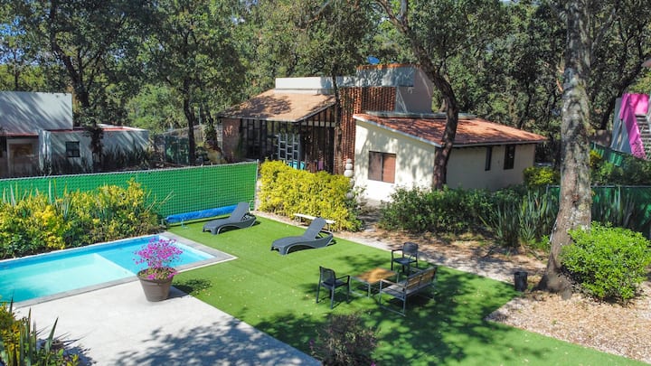 Casa De Autor Con Alberca Climatizada - Tepoztlán