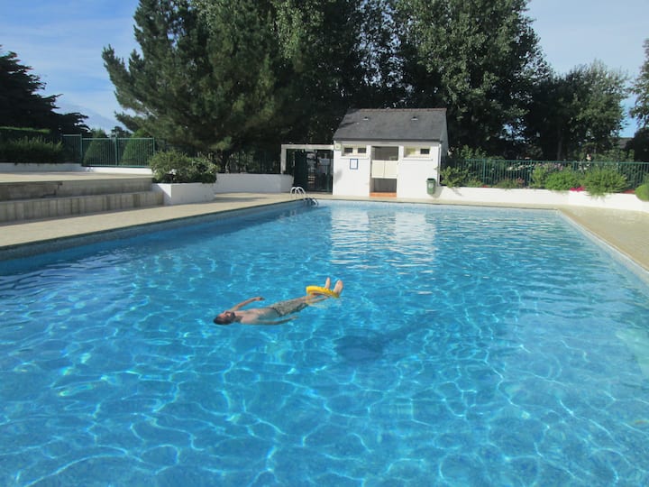 Dans Parc Arboré  Avec Piscine Près De La Govelle - Plage Le Pouliguen