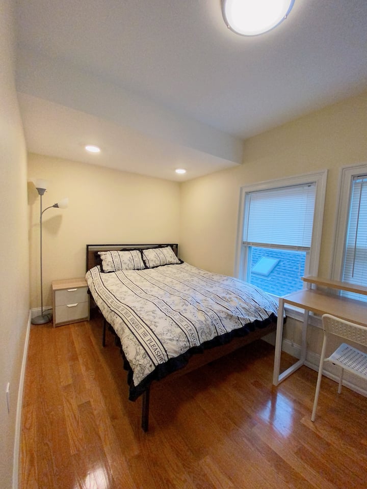 Quincy Cozy Home 9 Min To Subway - Quincy