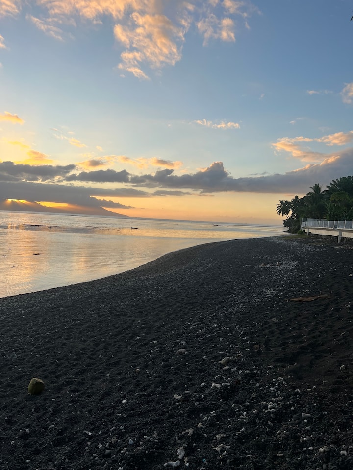 Beach Side Duplex - Tahiti