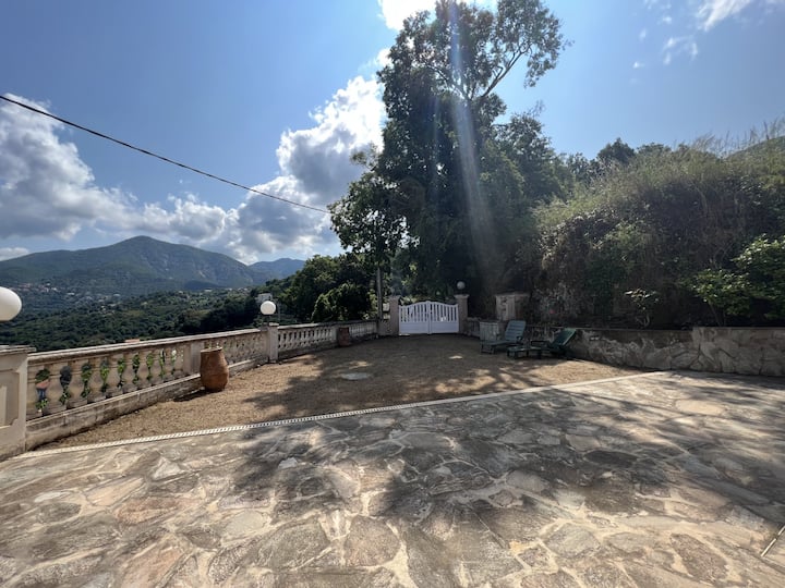 Magnifique Maison 10 Personnes Proche De Tiuccia - Calcatoggio