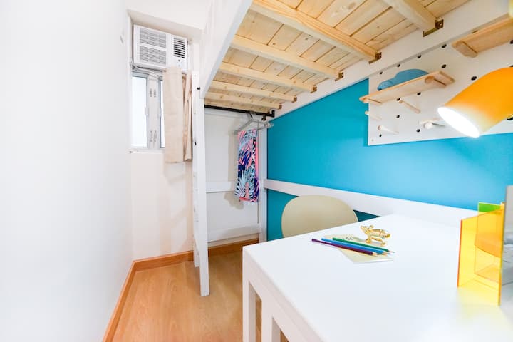 Cozy Mini Single Bunk @Lockhart Road 386 - Wan Chai
