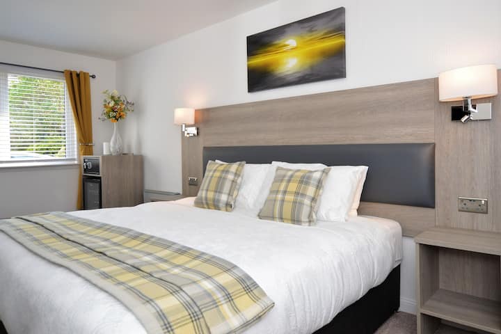 Fyne Rooms  - 'Jura' - Tarbert