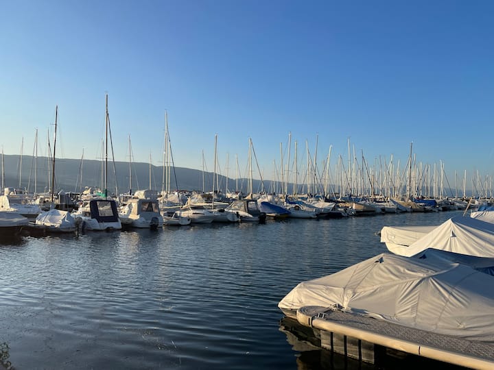 Logement Flottant Lac Neuchâtel - Yvonand