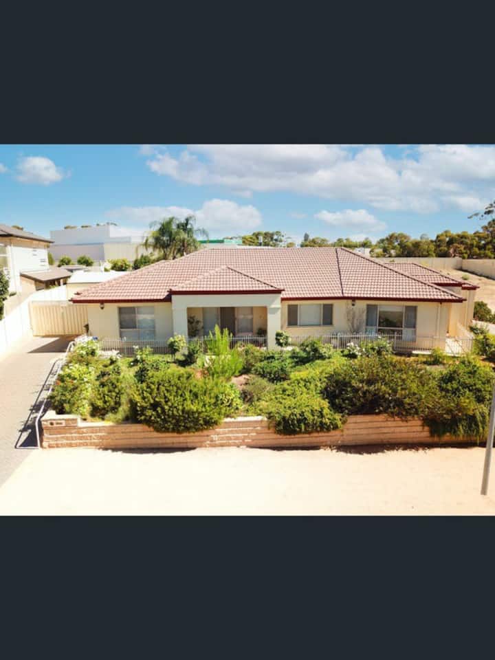Riverland Holiday House - Berri