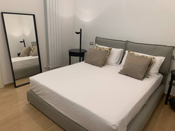 [Bari 50m From The Sea] Ritratto Sul Mare Bari - Bari