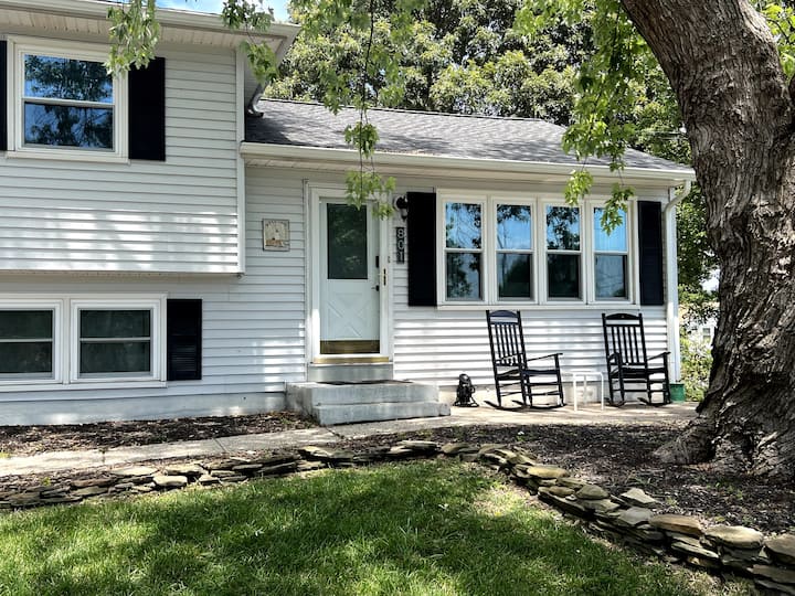 Cape May Bay Breeze Getaway - Cape May, NJ