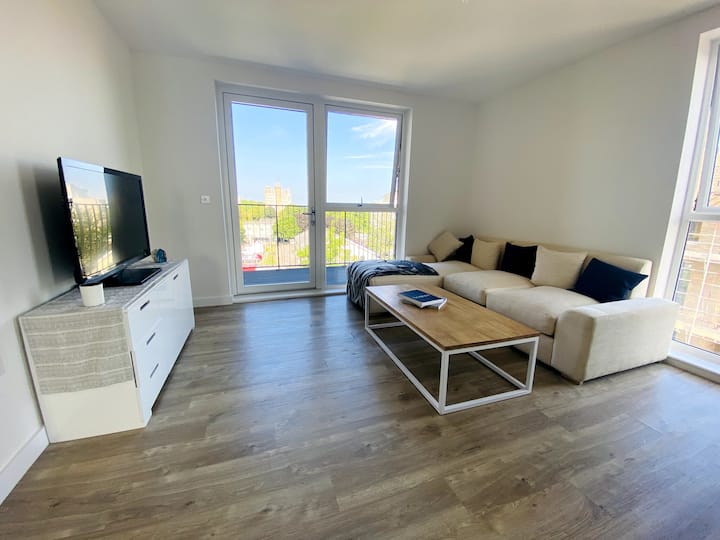 Luxury 2 Bed Getaway Flat - Brentwood - Brentwood