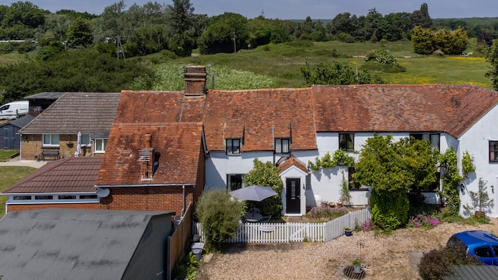 Lovely Cottage Just Outside Of Canterbury - Kent