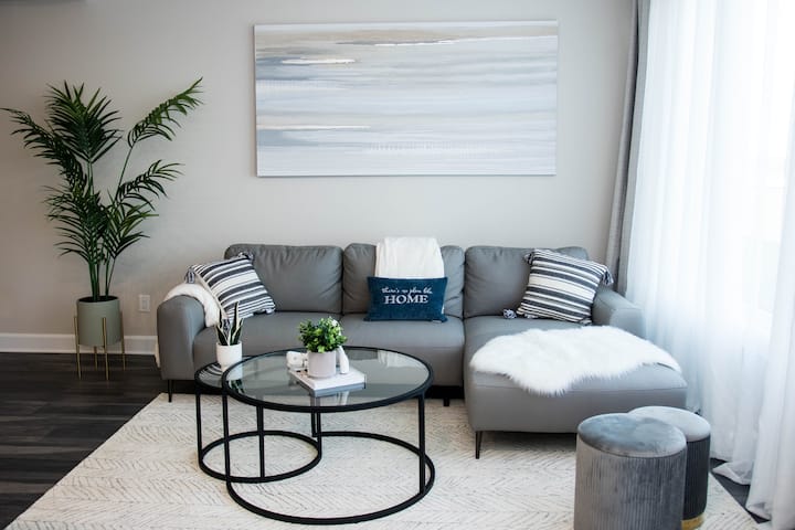 New Elegant & Stunning Townhome - Carleton Place