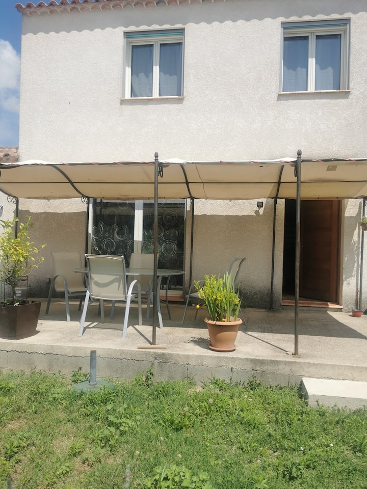 Maison 4 Personnes - Graveson