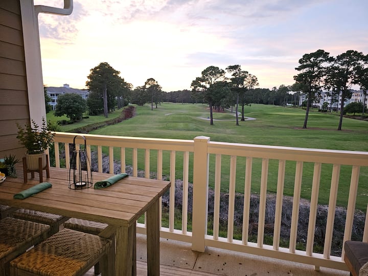 Central Myrtle! Golf & Beach Condo - Myrtle Beach, SC