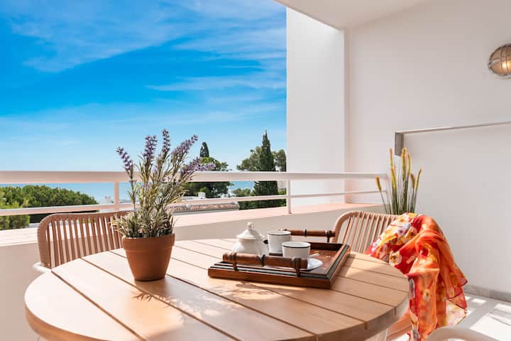 Studio Close To The Beach & Balcony With Sea Views - Sitio de Calahonda
