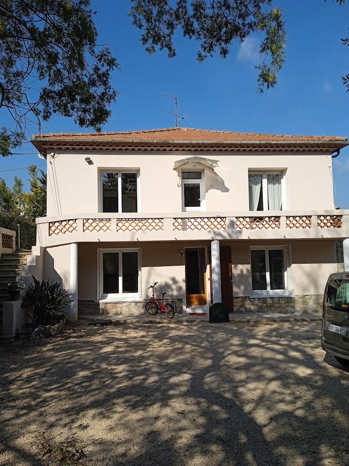 Appt T2 Rdc Maison Individuelle, Idéal Famille - La Seyne-sur-Mer
