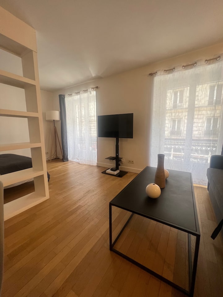 Cosy Sacré-coeur Apartement - Paris