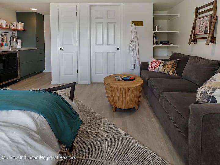 Adorable Water-front Studio! Minutes-asbury Park - Ocean Township, NJ