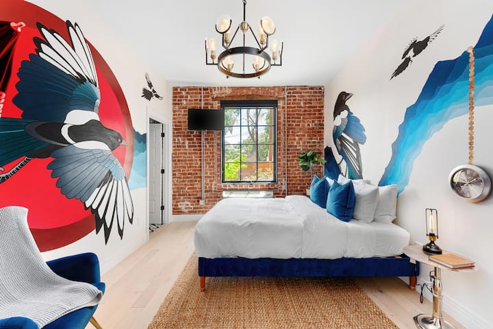 Scott Santee Art Suite 105 - Overland - Denver